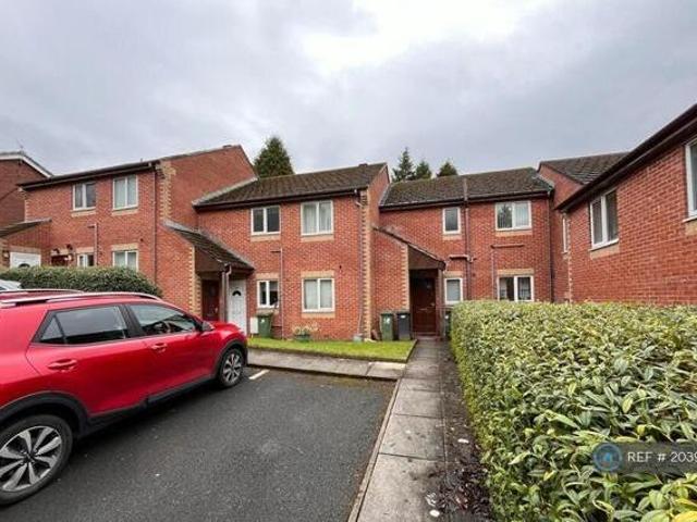 1 Bedroom Maisonette For Rent In Hyde