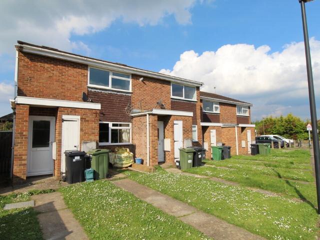 1 bedroom maisonette for rent in Little Street, Guildford, GU2