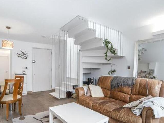 1 Bedroom Maisonette For Rent In London