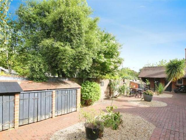 1 bedroom maisonette for rent in Mary Lynn Almshouses, New Lane Hill, Reading, Berkshire, RG30