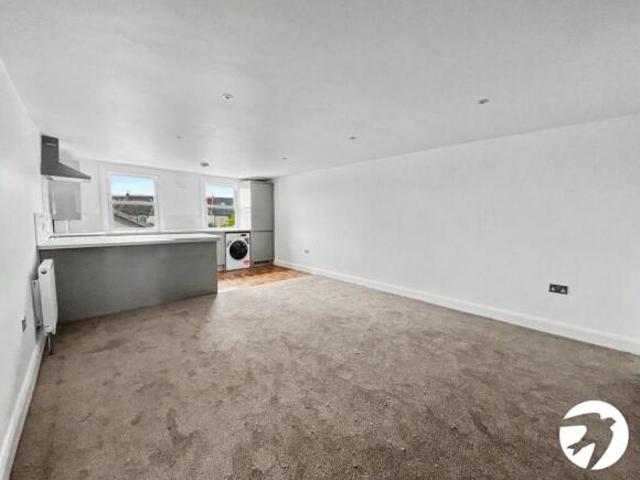 1 bedroom maisonette for rent in Nuxley Road, Belvedere, DA17