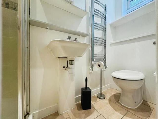1 bedroom maisonette for rent in Queens Road, Watford, Hertfordshire, WD17
