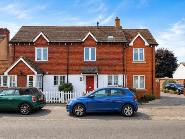1 Bedroom Maisonette Flat