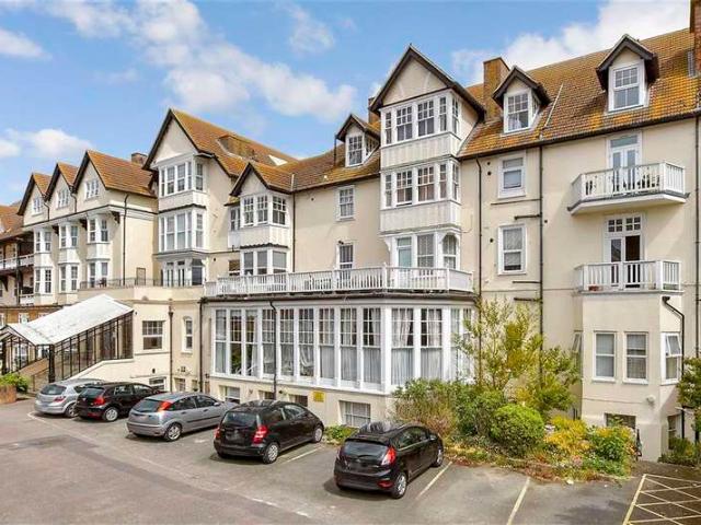 1 Bedroom Maisonette Flat