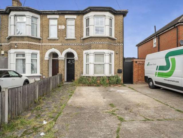 1 Bedroom Maisonette Flat