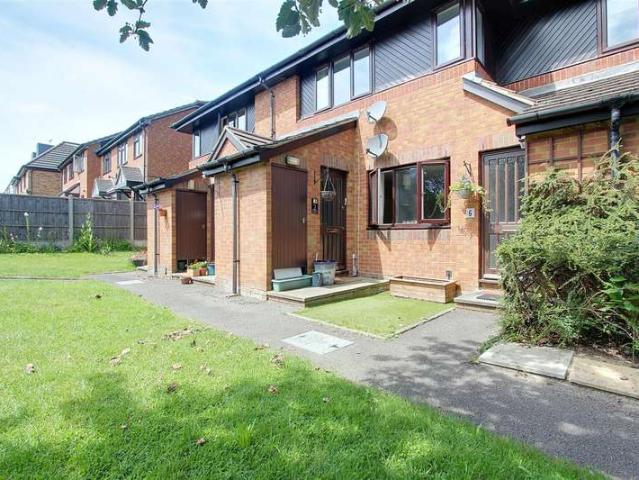 1 Bedroom Maisonette Flat