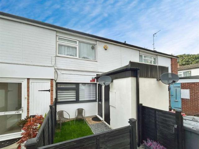 1 Bedroom Maisonette Flat