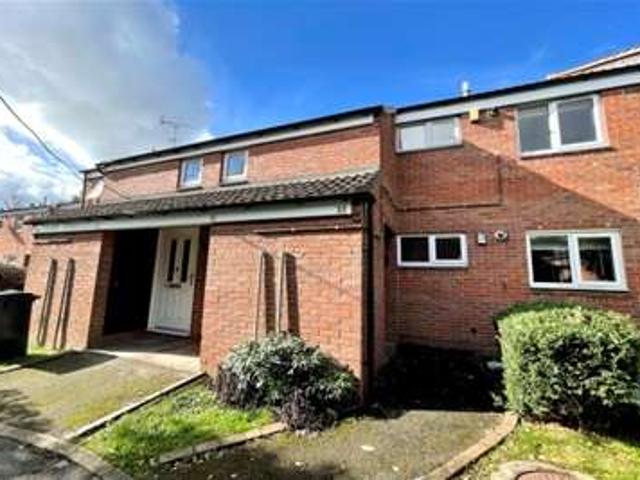 1 Bedroom Maisonette Flat