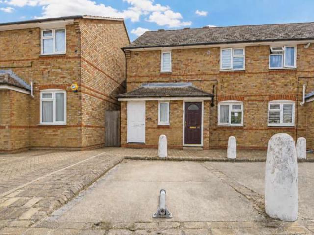 1 Bedroom Maisonette Flat
