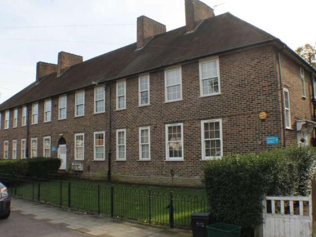 1 Bedroom Maisonette Flat