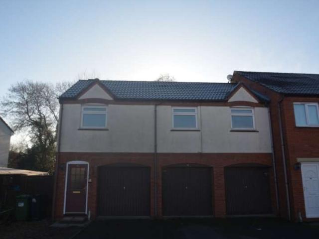1 Bedroom Maisonette Flat