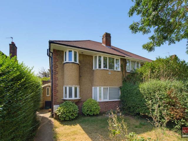 1 Bedroom Maisonette Flat