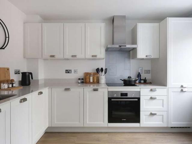 1 Bedroom Maisonette Flat