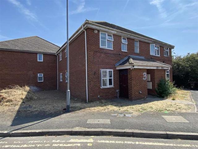 1 Bedroom Maisonette Flat