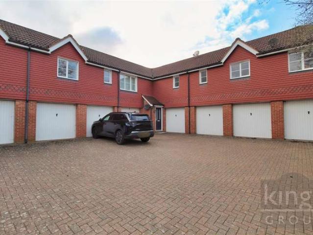 1 Bedroom Maisonette Flat