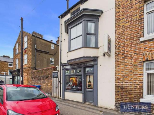 1 Bedroom Maisonette Flat