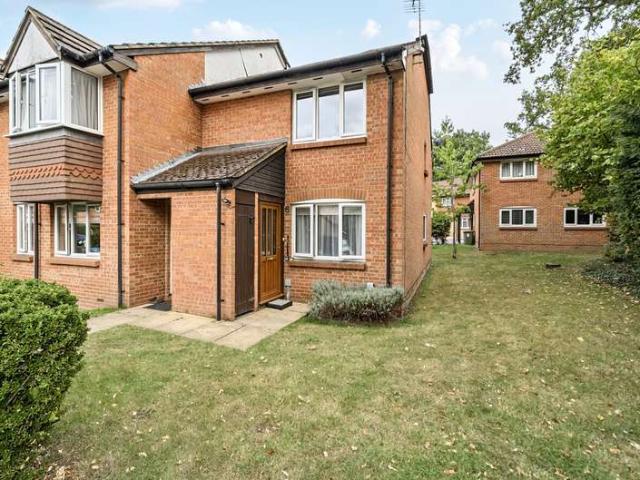 1 Bedroom Maisonette Flat