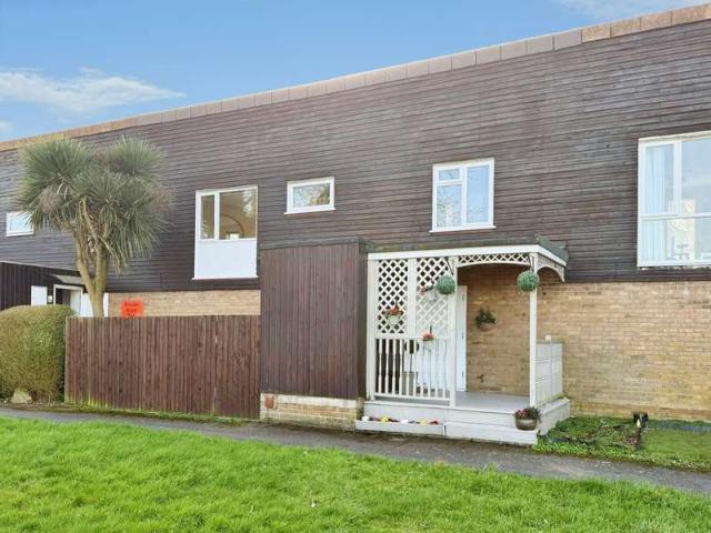 1 Bedroom Maisonette Flat