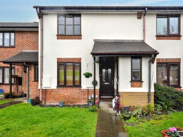1 Bedroom Maisonette Flat