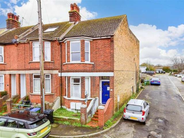 1 Bedroom Maisonette Flat