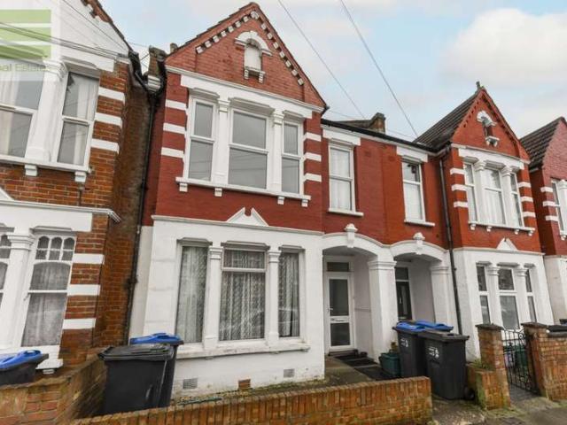 1 Bedroom Maisonette Flat