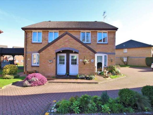 1 Bedroom Maisonette Flat