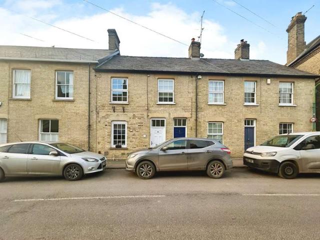 1 Bedroom Maisonette Flat