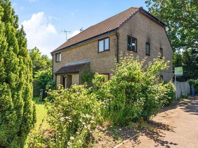 1 Bedroom Maisonette Flat