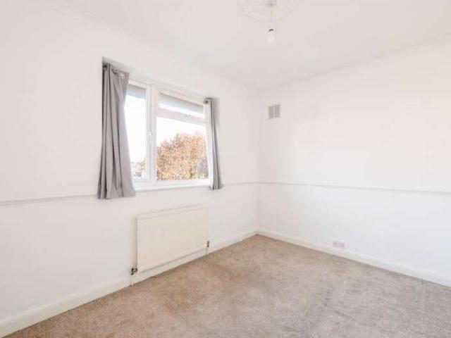 1 Bedroom Maisonette Flat