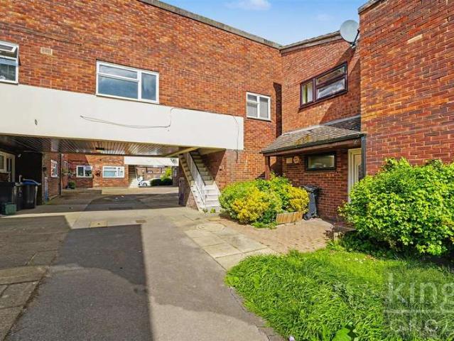 1 Bedroom Maisonette Flat