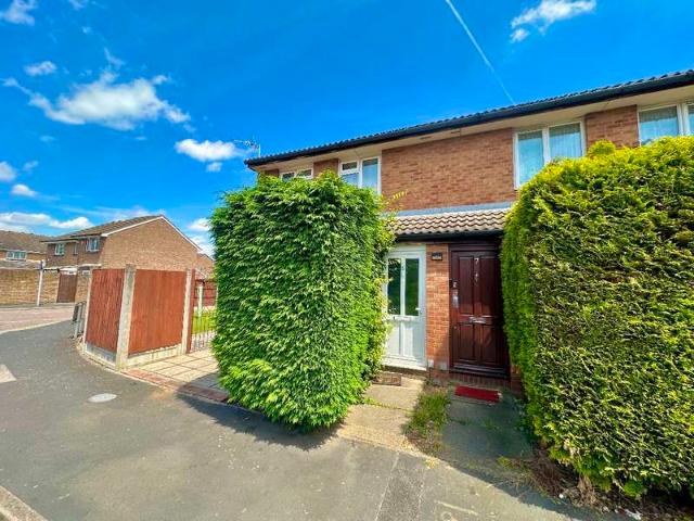 1 Bedroom Maisonette Flat