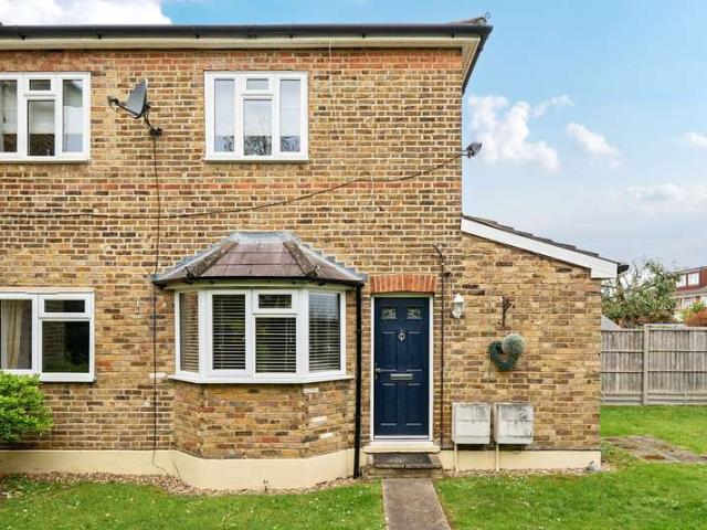 1 Bedroom Maisonette Flat