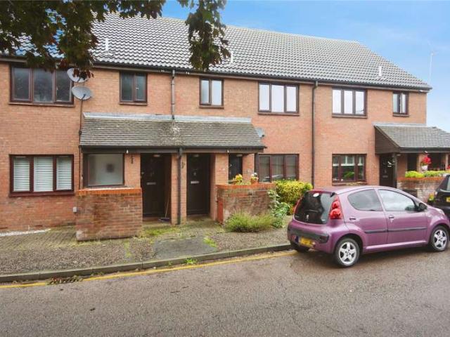 1 Bedroom Maisonette Flat