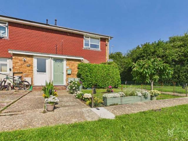 1 Bedroom Maisonette Flat