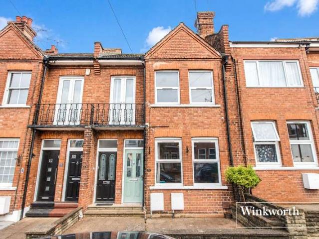 1 Bedroom Maisonette Flat