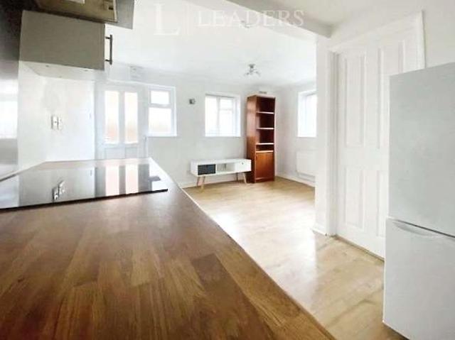 1 Bedroom Maisonette Flat