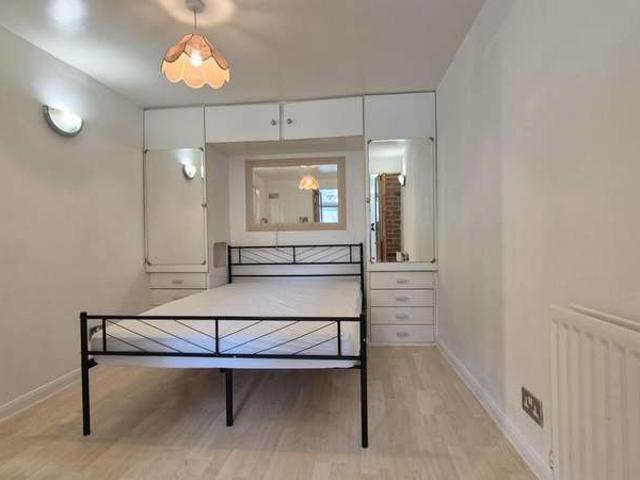 1 Bedroom Maisonette Flat