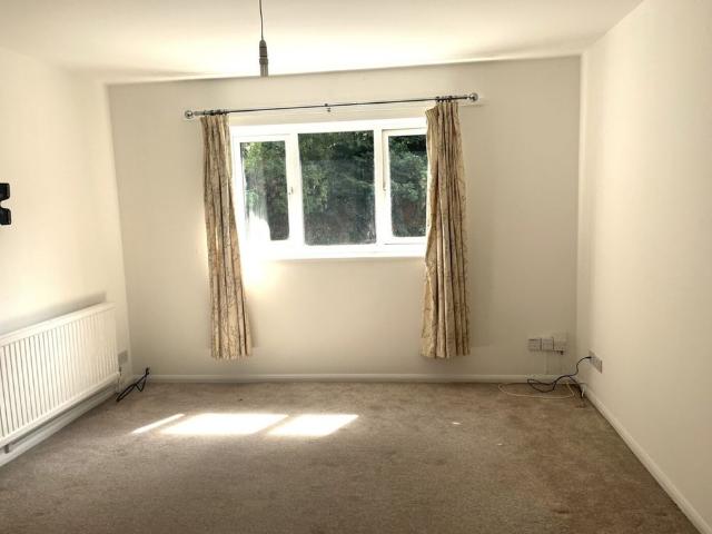 1 bedroom Maisonette Park Gate, Hitchin