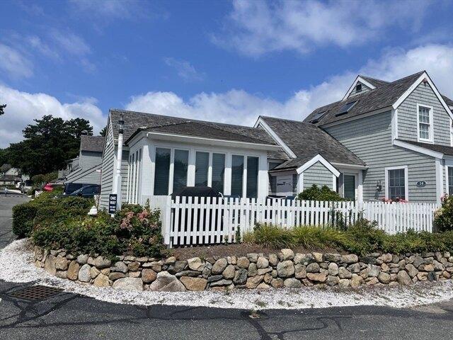 1 bedroom, Mashpee MA 02649 LS101999859