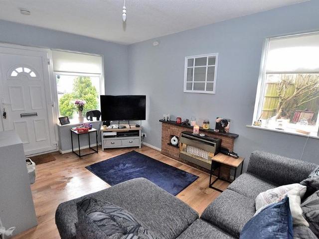 1 bedroom mews to rent