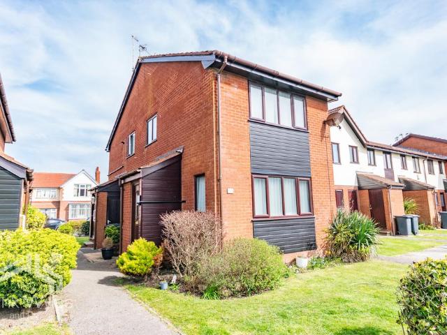 1 bedroom mews to rent