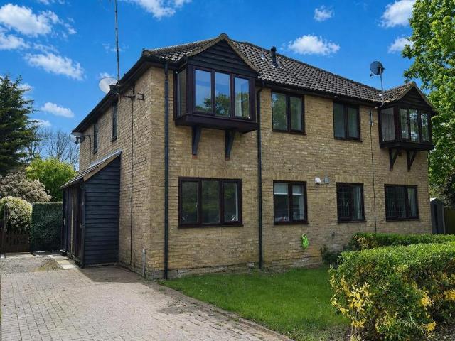 1 bedroom mews for sale