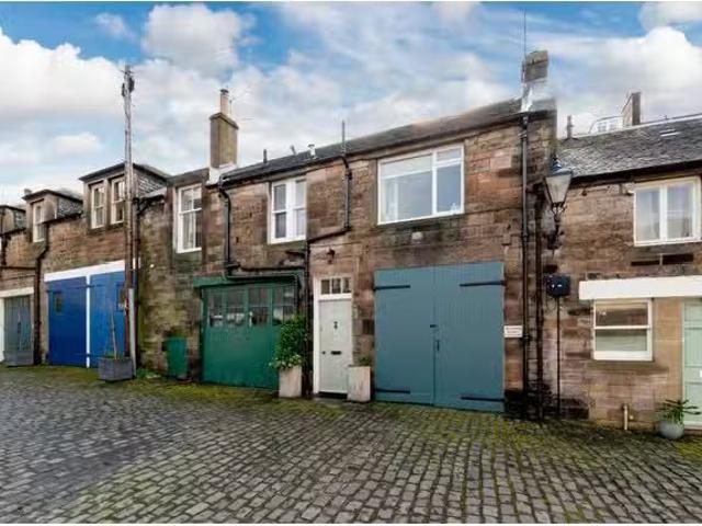 1 bedroom mews for sale, Lennox Street Lane, New Town, Edinbur.