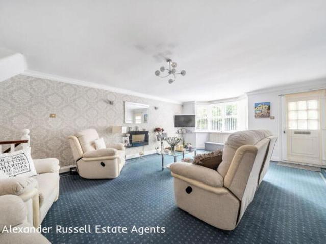 1 bedroom mews property for sale in Beach Road, Westgate on Sea, CT8