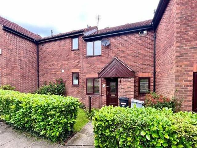 1 Bedroom Mews Property For Sale In Macclesfield, Cheshire