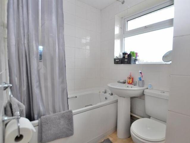 1 bedroom mews property for rent in Pagham Close, Wolverhampton, WV9