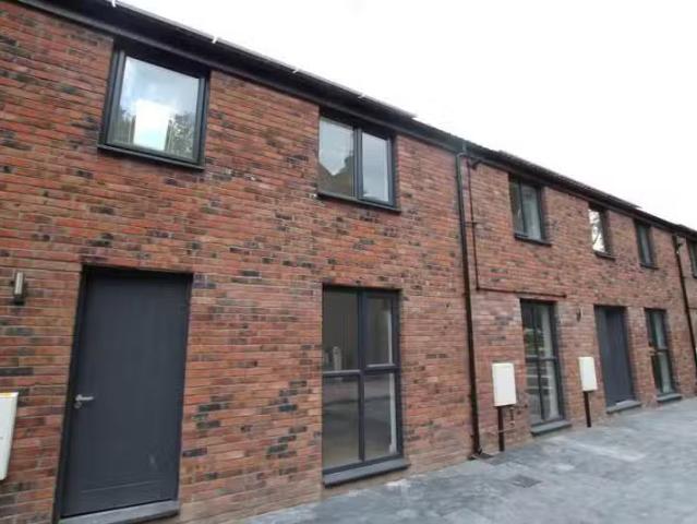1 bedroom mews property for rent in Stapleton Tavern Easton.