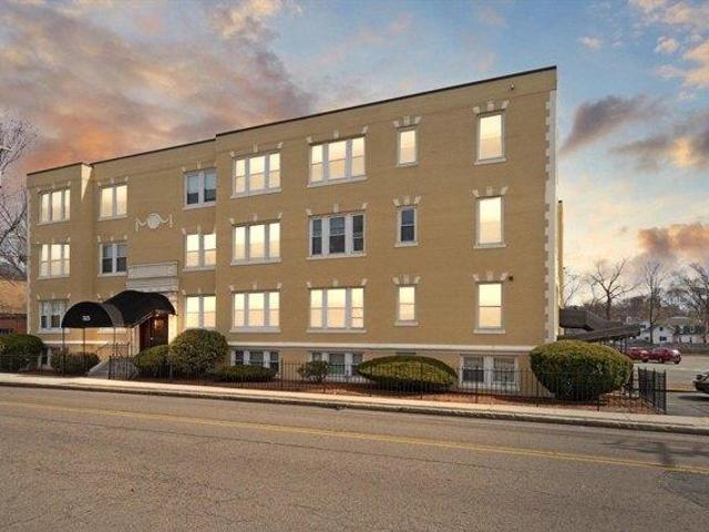 1 bedroom, Melrose MA 02176 LS102775492