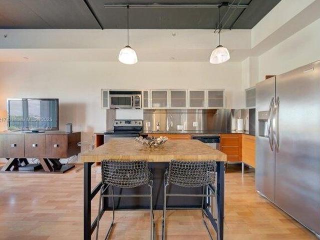 1 bedroom, Miami FL 33130 93235865