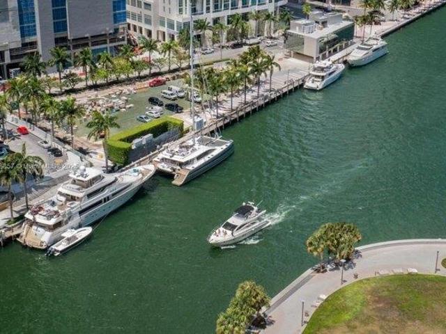 1 bedroom, Miami FL 33131 104900065
